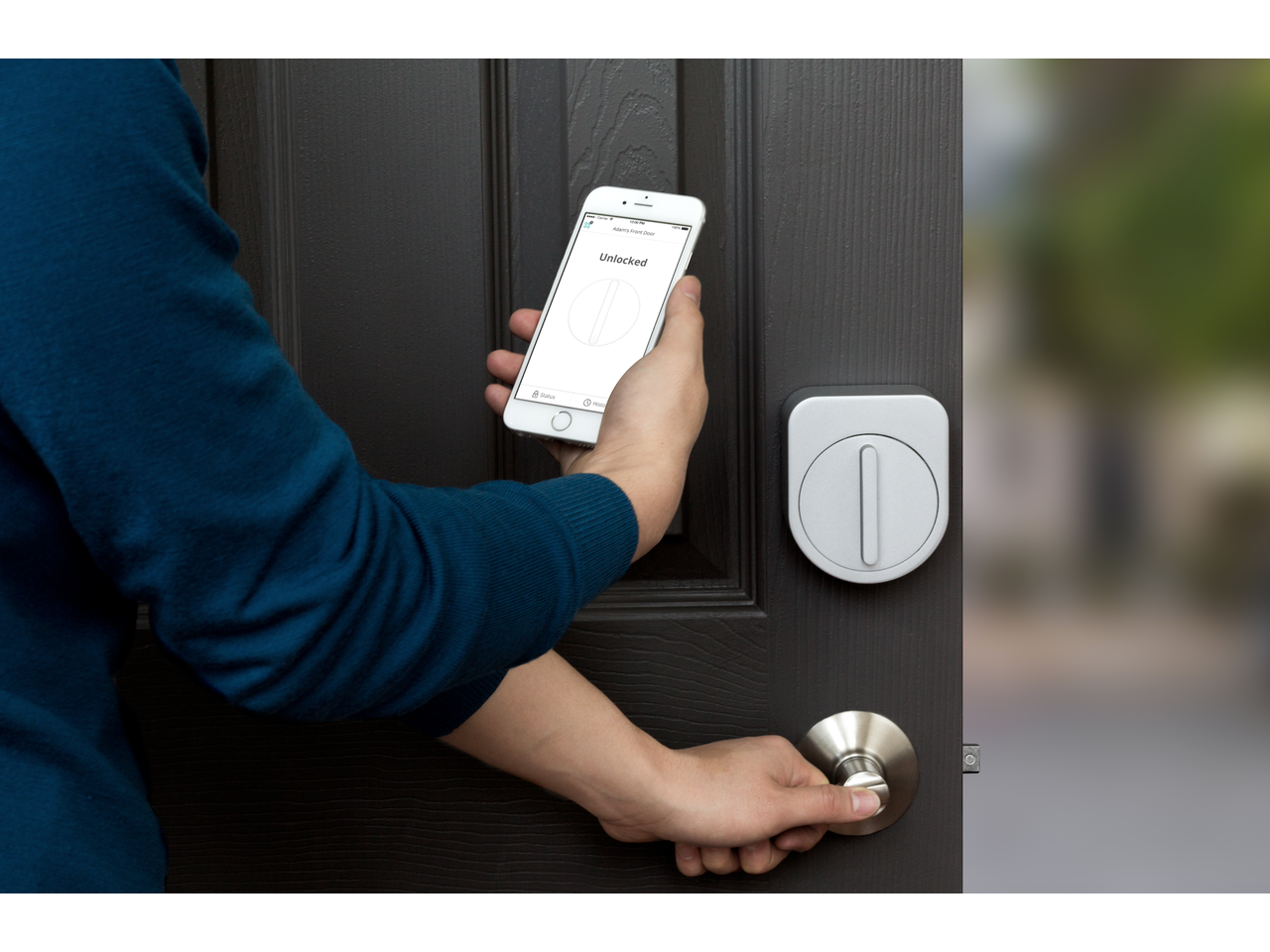 Everything College Students Need to Build a Smart Dorm